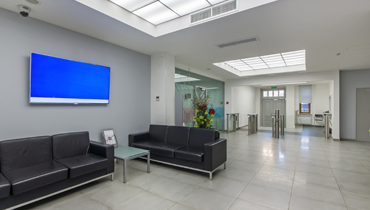 Set Back Box TV for 1-19 outlets | Spectrum Business