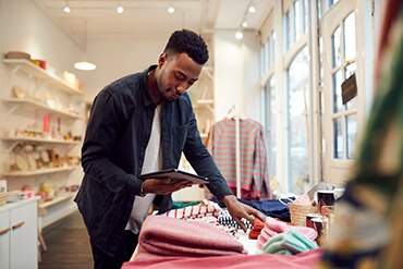 4 solutions to your top retail challenges | Spectrum Enterprise
